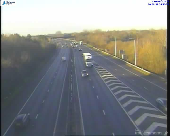 Latest CCTV Camera Feeds from the M27 Motorway - Traffic Cameras UK
