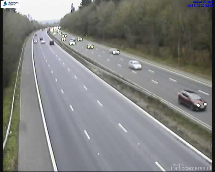 Latest CCTV Camera Feeds from the M4 Motorway - Traffic Cameras UK