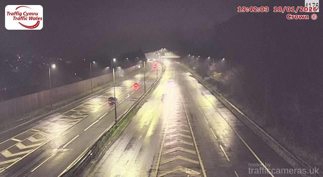 Latest CCTV Camera Feeds from the M4 Motorway - Traffic Cameras UK
