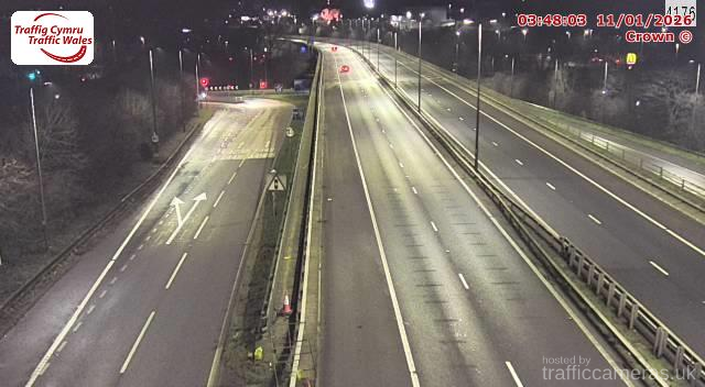 Latest CCTV Camera Feeds from the M4 Motorway - Traffic Cameras UK