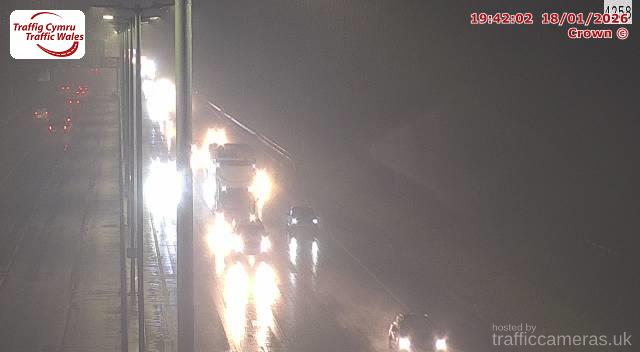 Latest CCTV Camera Feeds from the M4 Motorway - Traffic Cameras UK