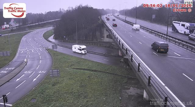Latest CCTV Camera Feeds from the M4 Motorway - Traffic Cameras UK