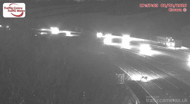 Latest CCTV Camera Feeds from the M4 Motorway - Traffic Cameras UK