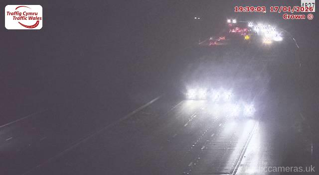 Latest CCTV Camera Feeds from the M4 Motorway - Traffic Cameras UK