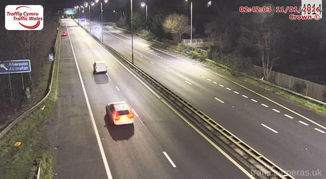 Latest CCTV Camera Feeds from the M4 Motorway - Traffic Cameras UK