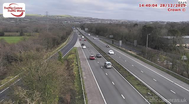 Latest CCTV Camera Feeds from the M4 Motorway - Traffic Cameras UK