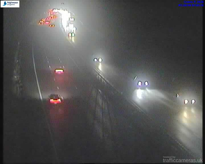 Latest CCTV Camera Feeds from the M40 Motorway - Traffic Cameras UK