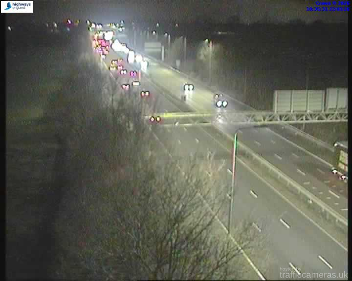 Latest CCTV Camera Feeds from the M42 Motorway - Traffic Cameras UK