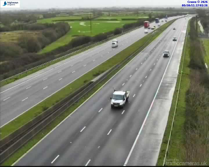 Latest CCTV Camera Feeds from the M5 Motorway - Traffic Cameras UK