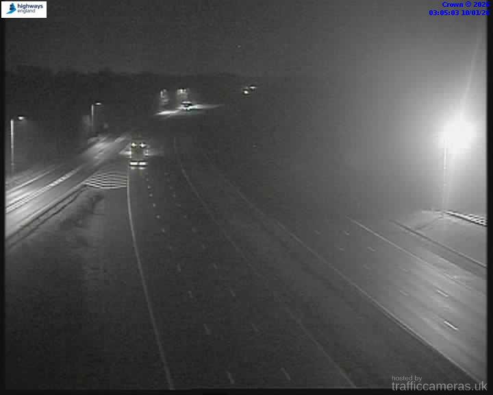 Latest CCTV Camera Feeds from the M56 Motorway - Traffic Cameras UK