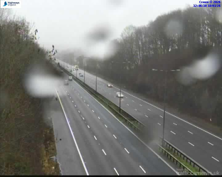 Latest CCTV Camera Feeds from the M6 Motorway - Traffic Cameras UK