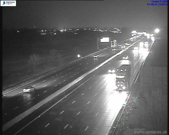 Latest CCTV Camera Feeds from the M6 Motorway - Traffic Cameras UK