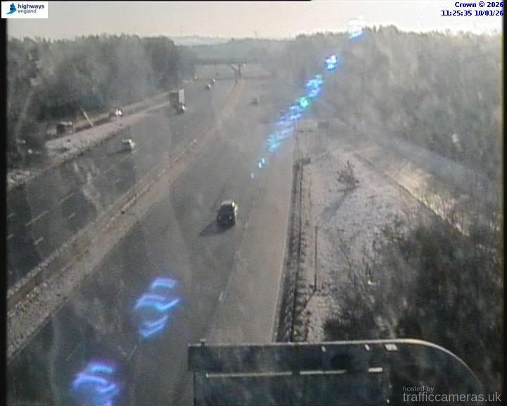 Latest CCTV Camera Feeds from the M6 Motorway - Traffic Cameras UK