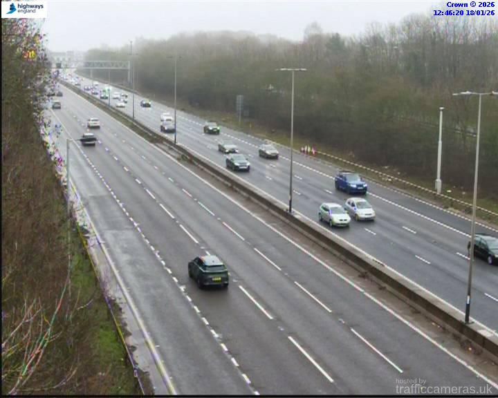 Latest CCTV Camera Feeds from the M6 Motorway - Traffic Cameras UK