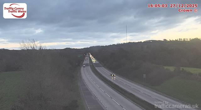 Latest CCTV Camera Feeds from the A4232 Road - Traffic Cameras UK