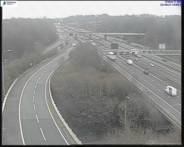 LIVE: Major delays on Greater Manchester motorways with incidents on ...