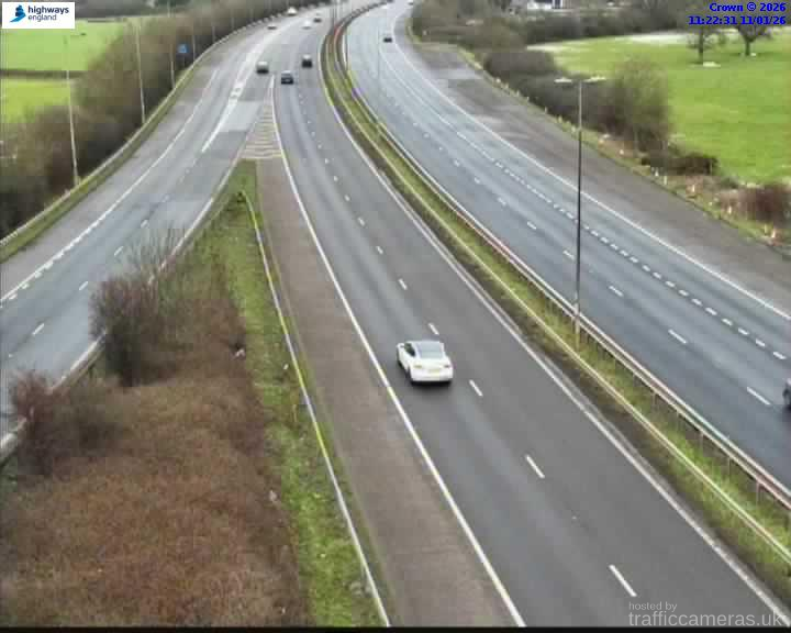 Latest CCTV Camera Feeds from the M69 Motorway - Traffic Cameras UK