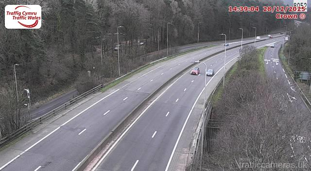 Latest CCTV Camera Feeds from the A470 Road - Traffic Cameras UK