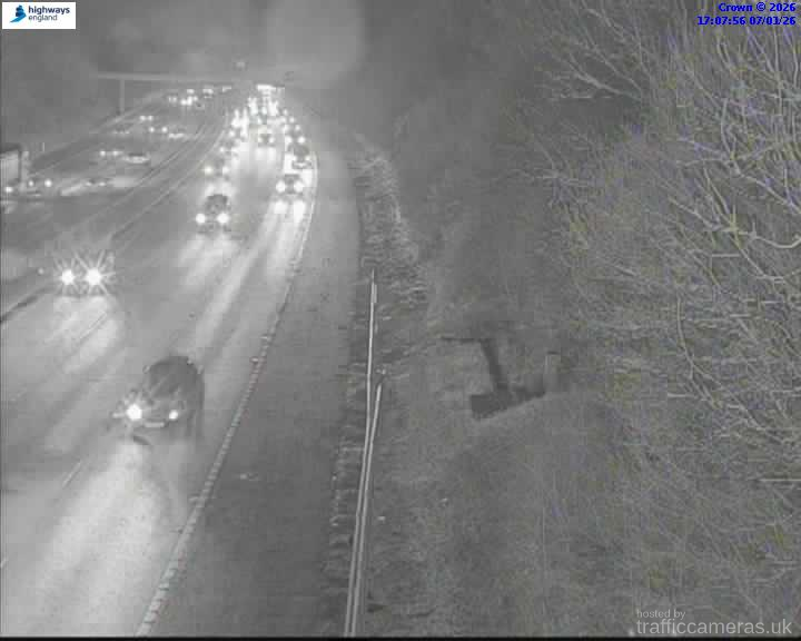 Latest CCTV Camera Feeds from the M11 Motorway - Traffic Cameras UK